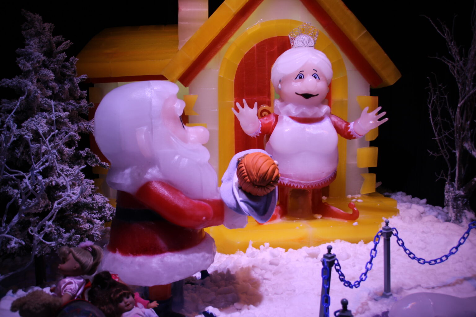 15 Ways to Celebrate A Grapevine Christmas - Food Fun & Faraway Places