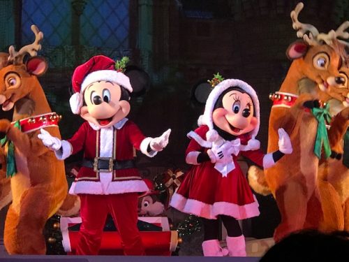 6 Reasons You'll Love Mickey's Very Merry Christmas Party - Food Fun ...