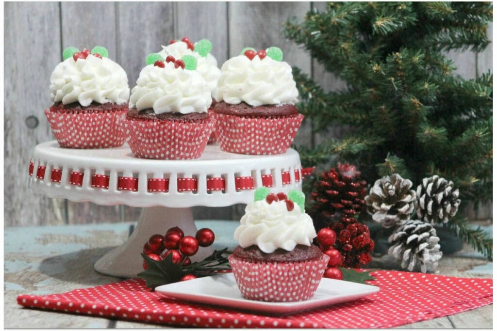 25 Holiday Desserts You'll Love to Share! - Food Fun & Faraway Places